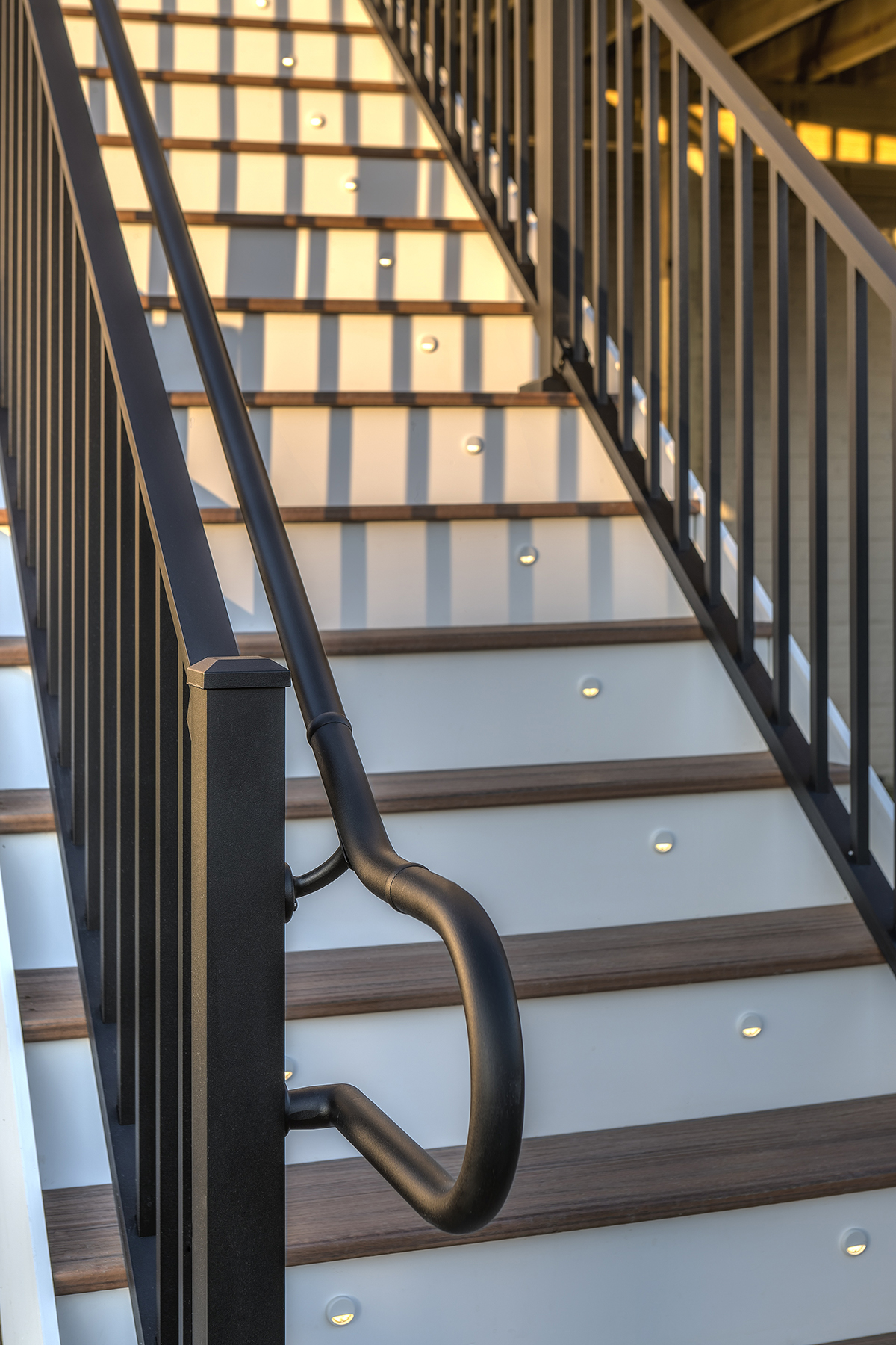 Trex ADA-compliant Handrails by Trex Company wins 2015 Gold ADEX Awards