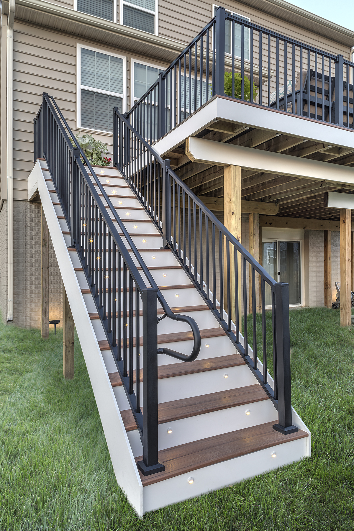 Trex ADA-compliant Handrails by Trex Company wins 2015 Gold ADEX Awards