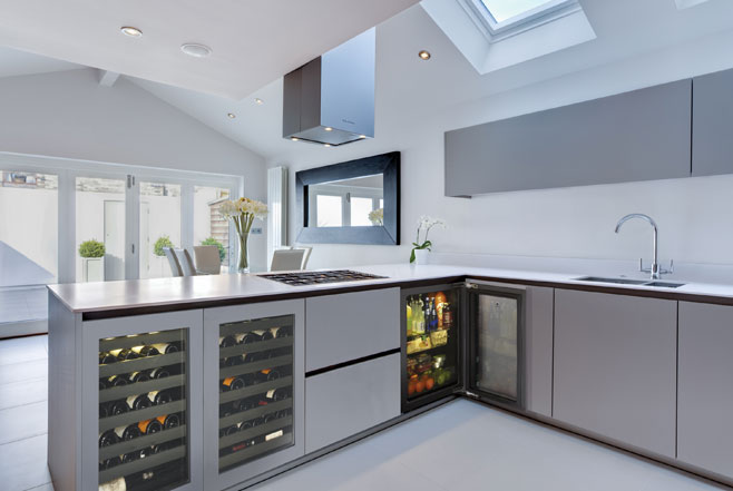 Modular 3000 Series 24” Glass Door Refrigerator - 3024RGL by U-Line ...