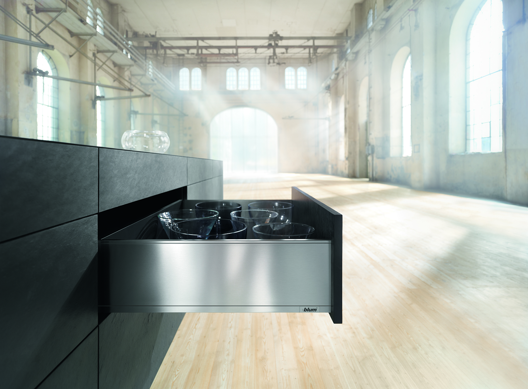 LEGRABOX by Blum Inc wins 2014 Platinum ADEX Award.
