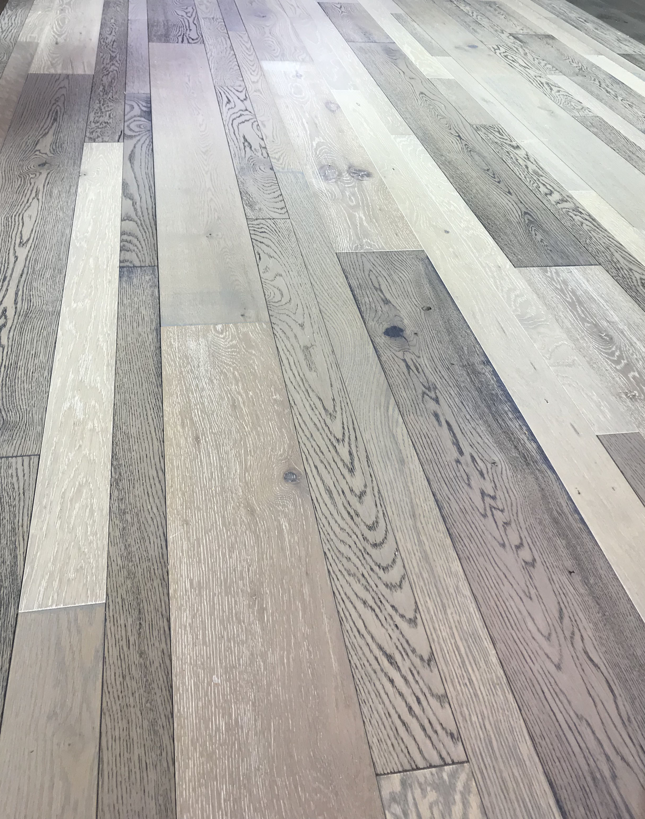 White Oak Tonal Drift by HomerWood featured on Design Journal.