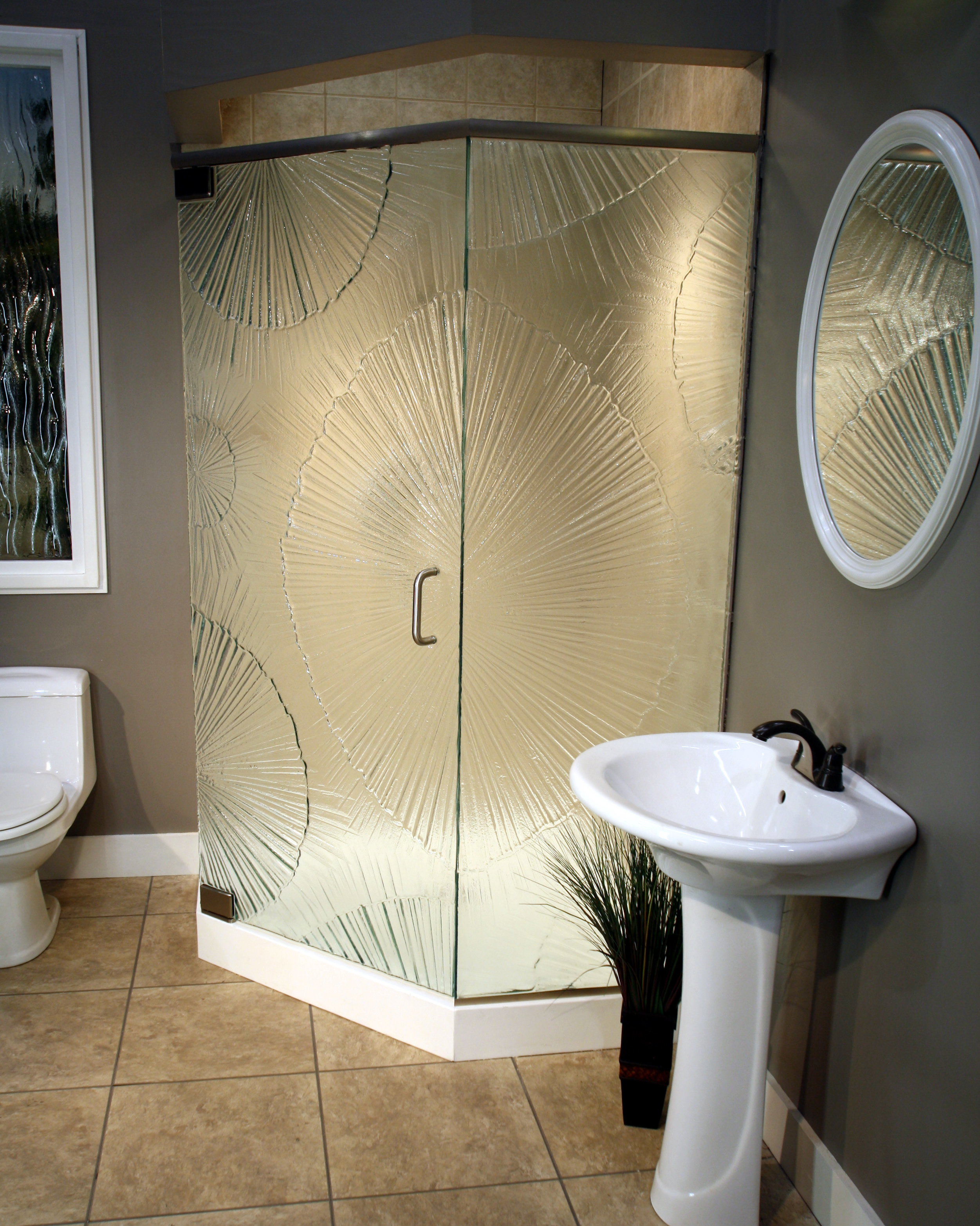 Obscure Shower Doors Designs