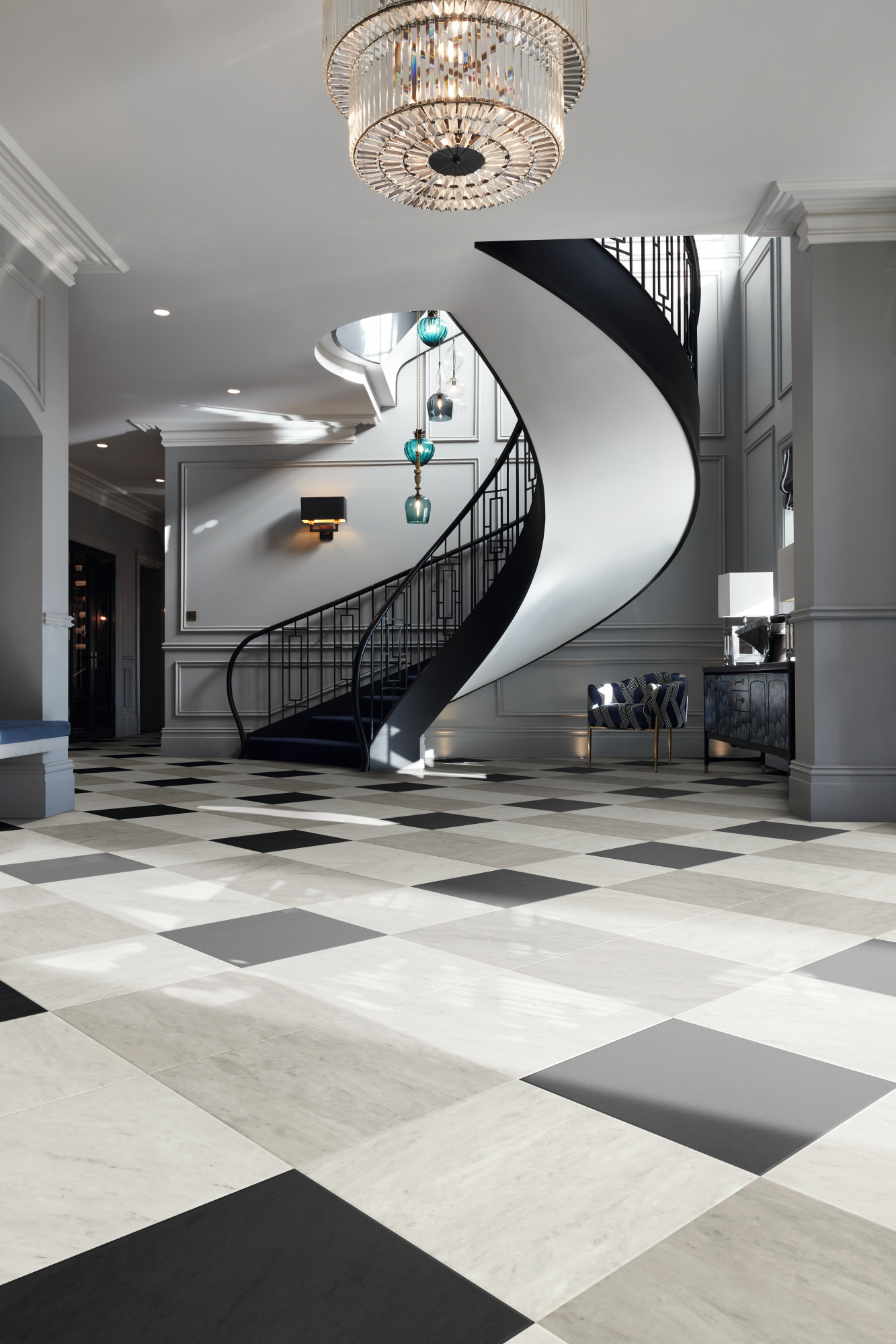 Art Select Premium LVT Collection by Karndean Designflooring wins 2025 ...